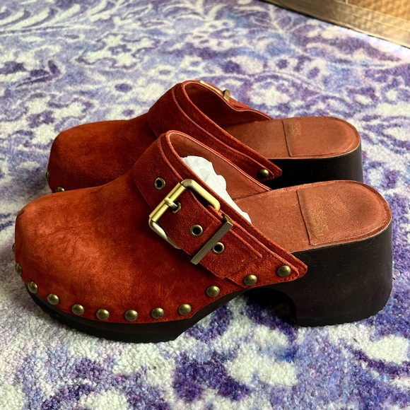 Jeffrey Campbell | Shoes | Jeffrey Campbell Ichlieb Clog In Rust Bronze ...